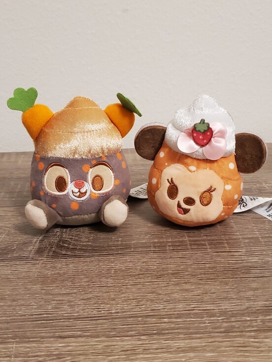 Disney | Toys | Disney Parks Munchlings Thumper And Minnie Dessert ...